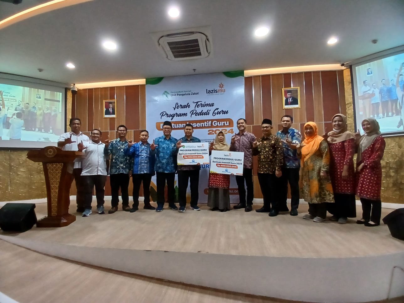 Muhammadiyah Jawa Barat — 1.000 Guru Honorer Peroleh Bantuan Program ...